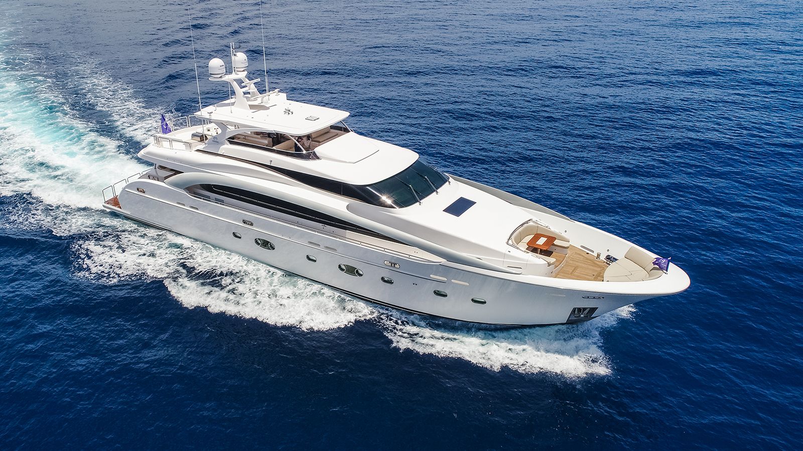 New build Horizon RP110 motor yacht sold